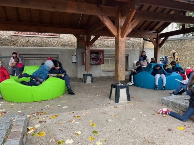 Aménager la cour de récréation, un espace de vivre ensemble | Ecole ...